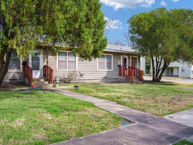 303 N Waddill A, B, C Street