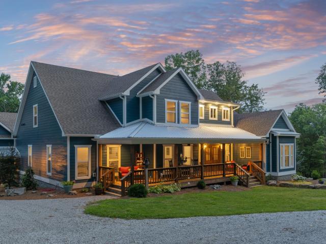 303 N Lake Dr