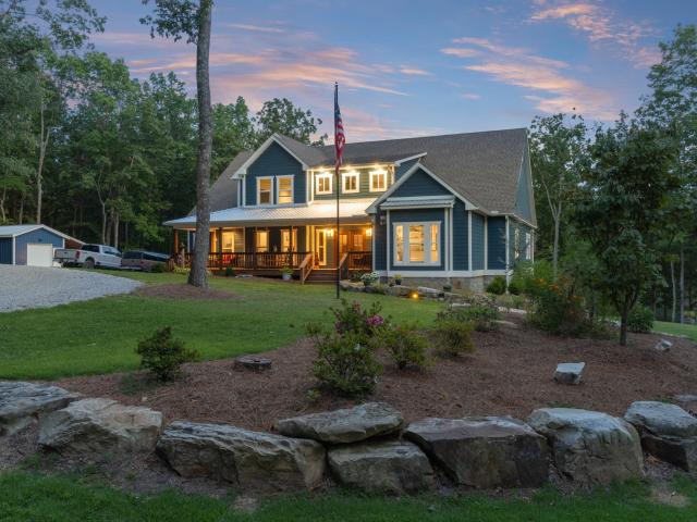 303 N Lake Dr