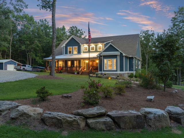 303 N Lake Dr