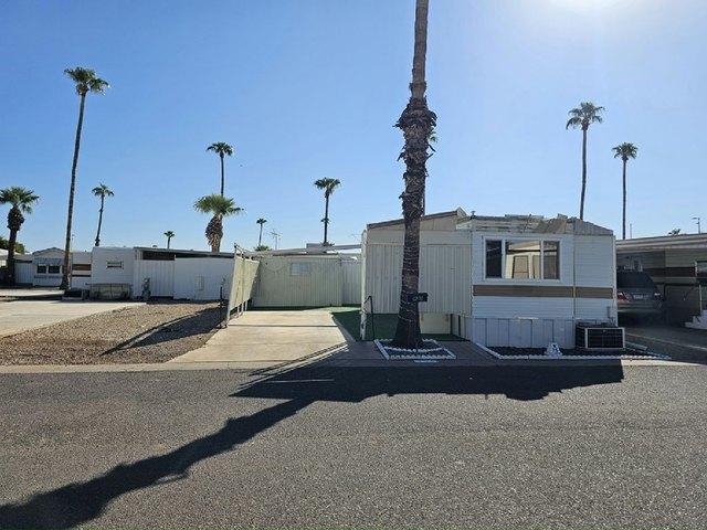 303 N Lindsay Rd Lot W025, Mesa, AZ 85213