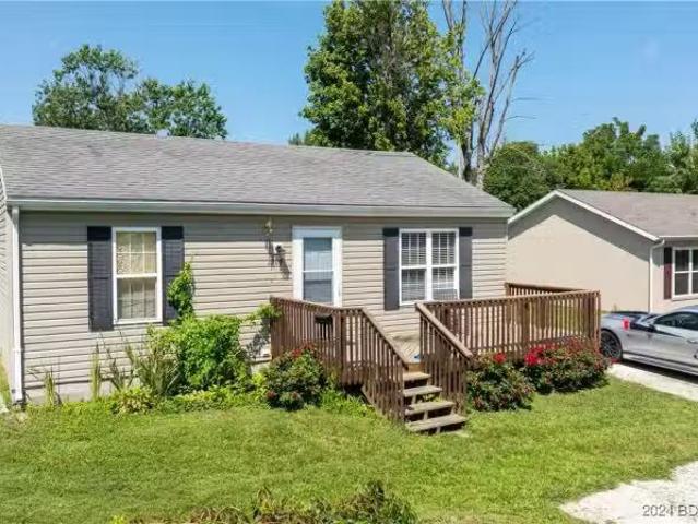 303 N OAK ST, ELDON, MO 65026 Single Family Residence For Sale.