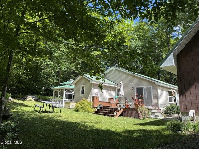 303 N Shore Rd Peck Lk, Gloversville, NY 12078