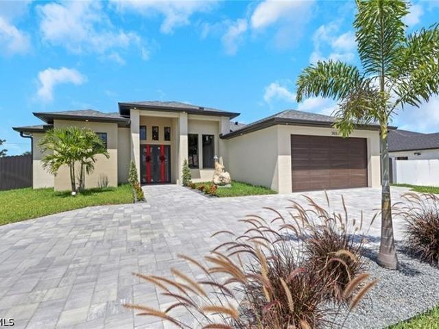 303 Nicholas Pkwy E, Cape Coral, FL 33990