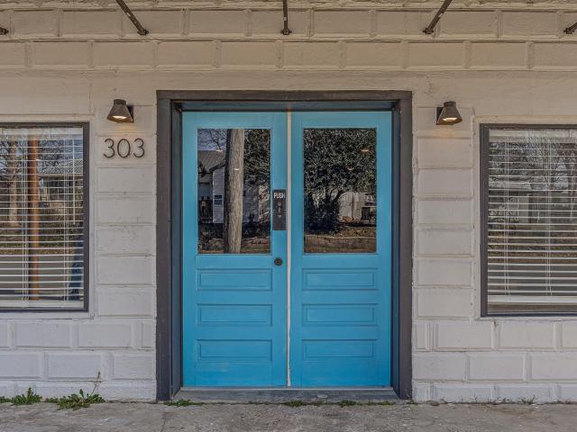 303 S 4th Avenue