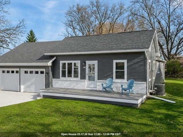 303 S 1st Ave, Winneconne, WI 54986