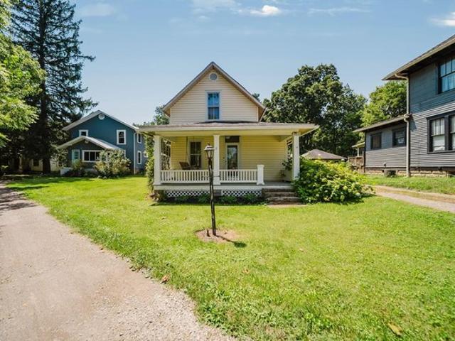 303 S Main St, Prospect, OH 43342
