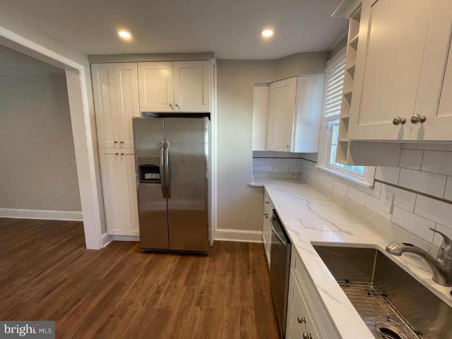 303 S Olive Street # 1ST FLOOR