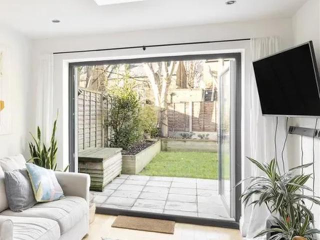 303 Shakespeare Road, London, SE24 0QD, United Kingdom | 2 bed townhouse for rent #115917262 | Rentberry