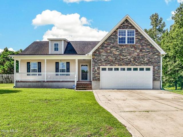 303 Sky Blue Ln, Jacksonville, NC 28540