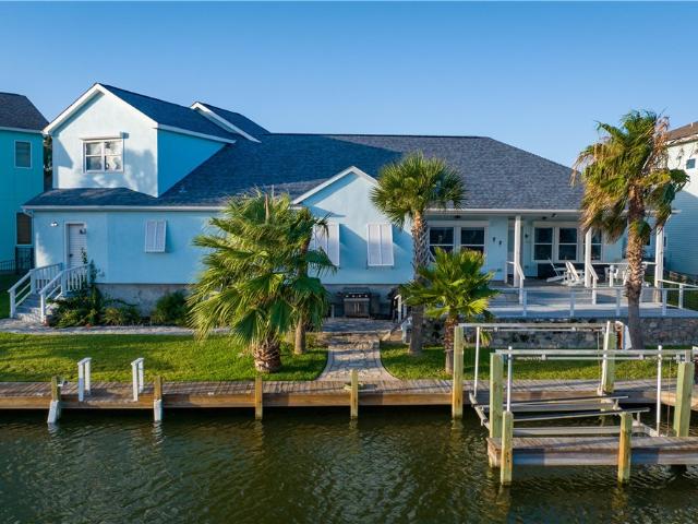 303 Square Rigger Rd, Rockport, TX 78382 | MLS #472926 | Compass