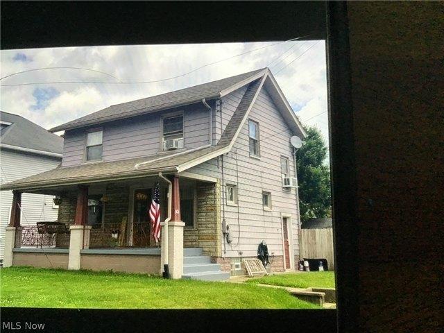 303 Stewart St, Hubbard, OH 44425