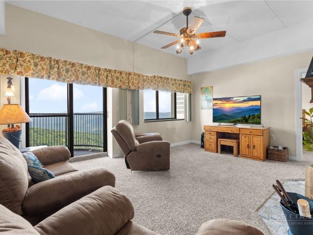 303 Sugar Top Drive 3927