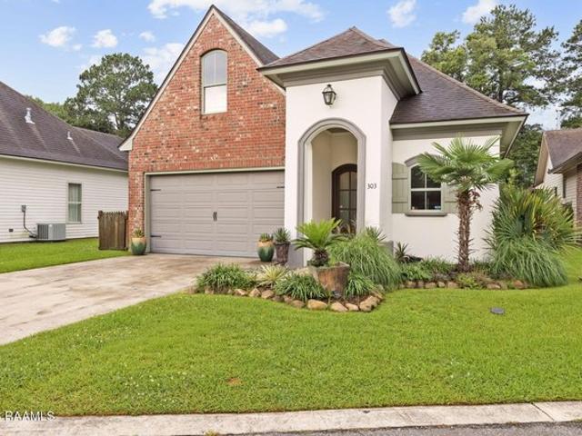 303 Summerland Key Ln, Lafayette, LA 70508