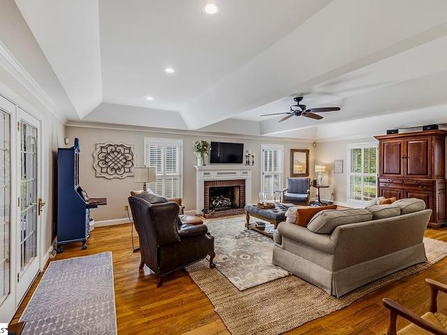 303 Summerplace Way