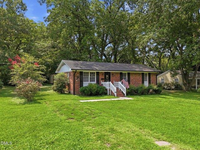 303 Sunset Ave, Oxford, NC 27565