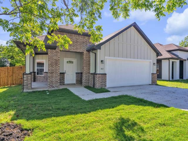 303 Pemberton St, White Settlement, TX 76108 | MLS #21249 | Compass