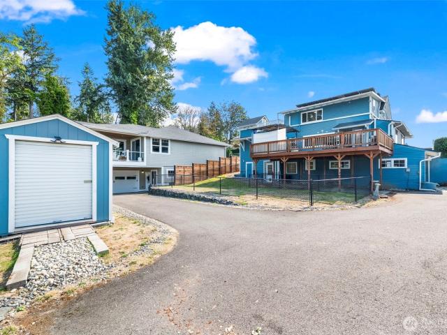 303 Puyallup Street