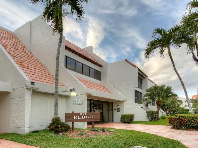 303 Racquet Club Road Unit 312, Weston, US, FL