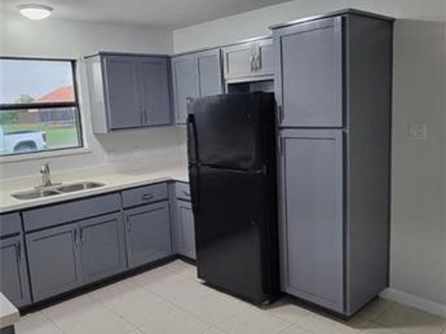 303 Ridge Lane 1