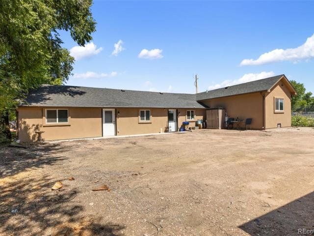 303 W 7th Street
