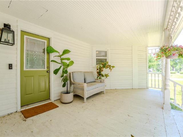 303 W 3rd Street