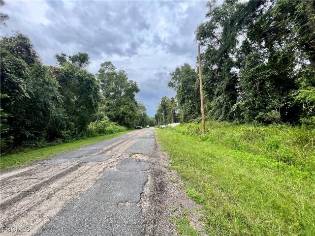 303 W Eridani Ct, Citrus Springs, FL 34434 | MLS #2025011