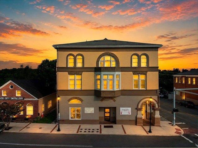 303 W Main St Unit 307, Radford, VA 24141
