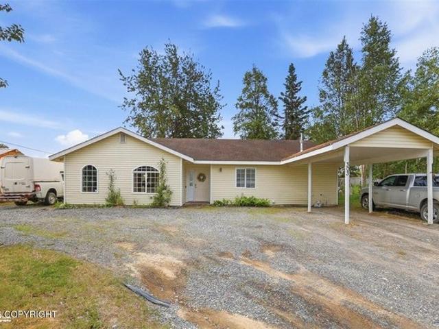 303 W Marydale Ave, Soldotna, AK 99669