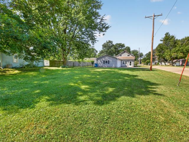 303 W Price Street