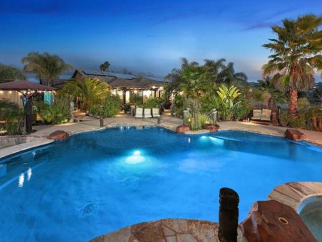 303 Woodmeadow Ln, Ramona, CA 92065