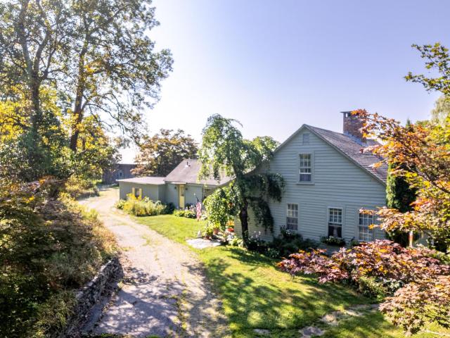 303 Woodbury Rd, Springfield, VT 05156 | MLS #5082 | Compass