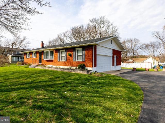 303 Wooddale Ave, New Castle, DE 19720 | Compass
