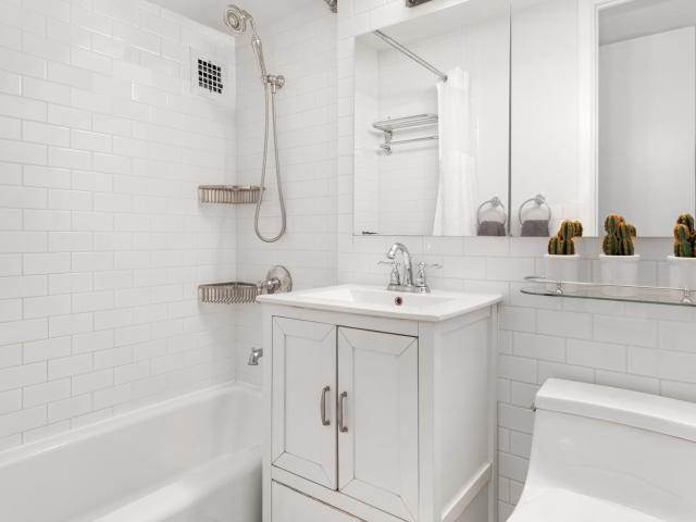 303 West 66th Street, Unit 4HE