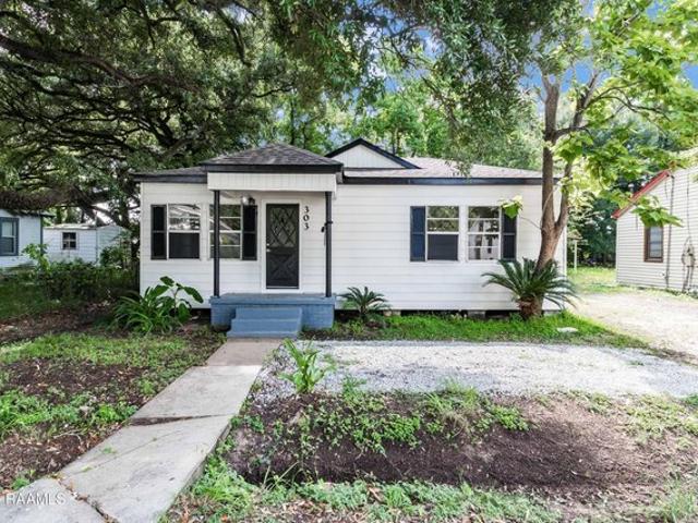 303 Thelma Dr, Lafayette, LA 70506