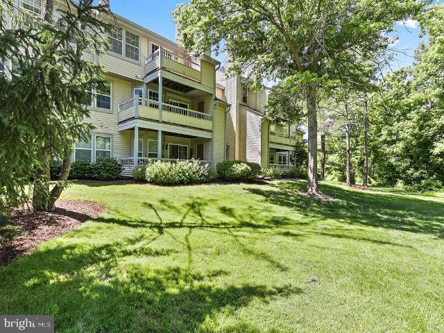 303 Trinity Court # 11