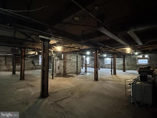 303 Vine Street