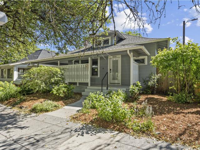 3044 se 9th ave