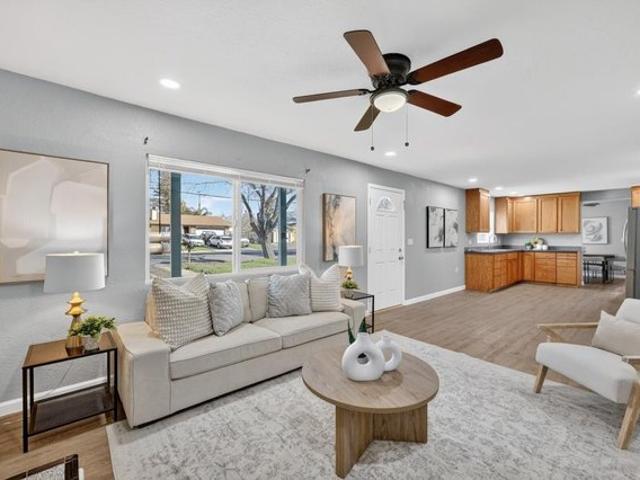 3044 U St, Antelope, CA 95843