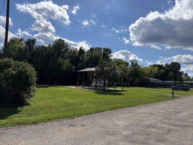 3045 Catfish Ln, Crump, TN 38327