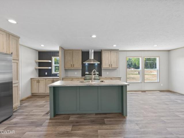 3045 Clifford Rd, Luray, TN 38352