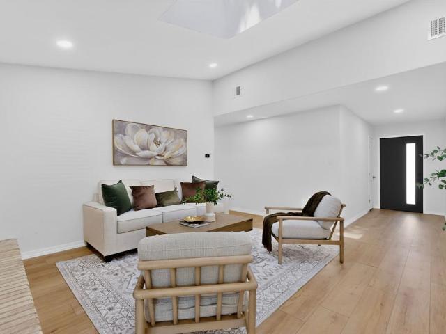 3045 Lockmoor Lane