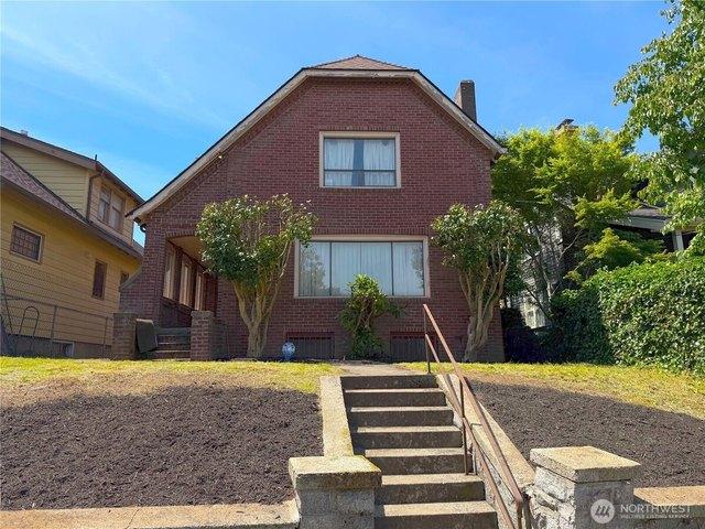 3045 19th Ave S, Seattle, WA 98144