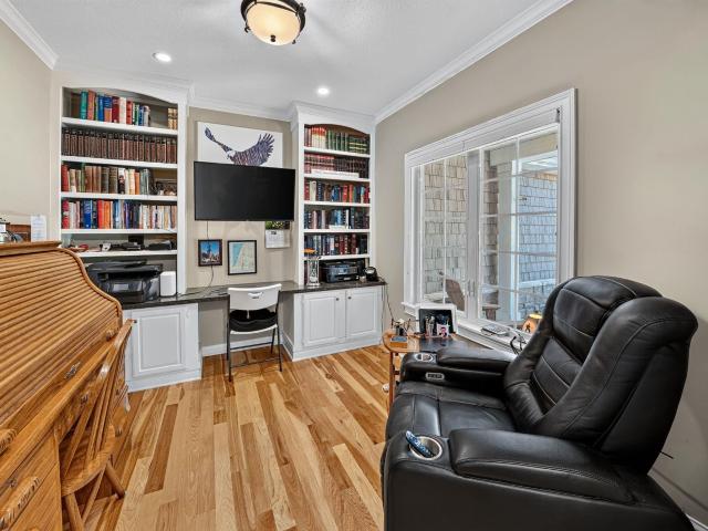 30460 Copperfield Cove
