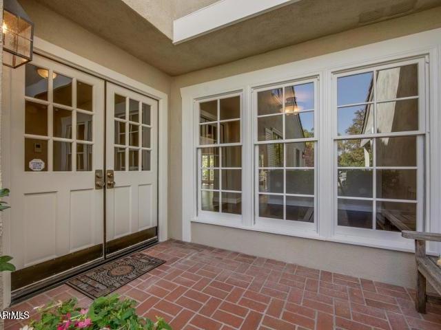 3046 Winding Lane