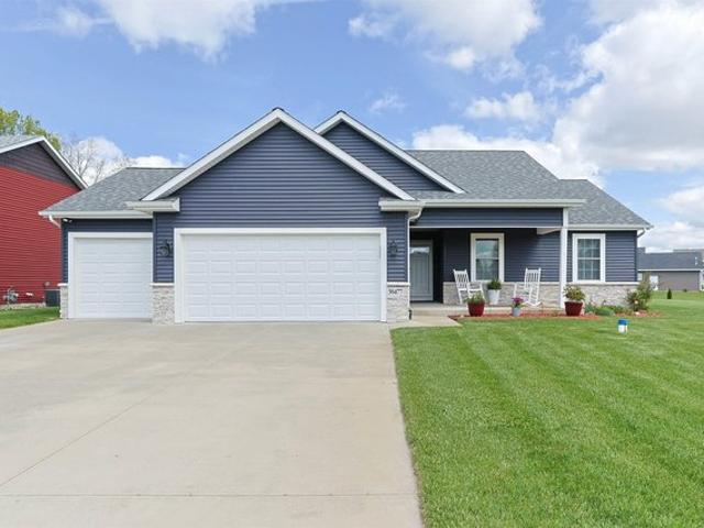 30477 Pine Bluff Dr, Elkhart, IN 46517