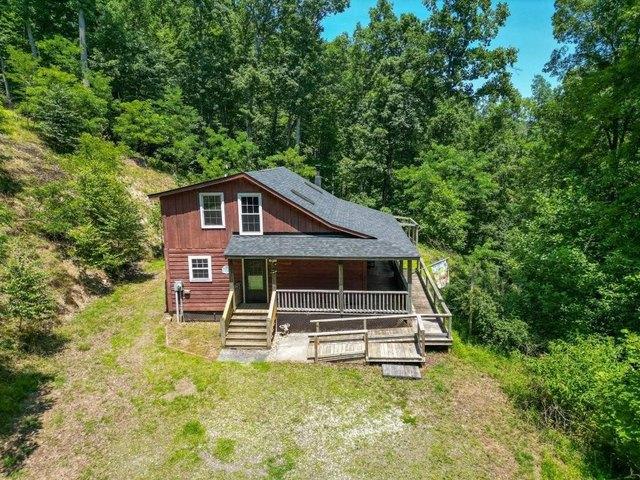 3047 Millstone Rd, Woodlawn, VA 24381