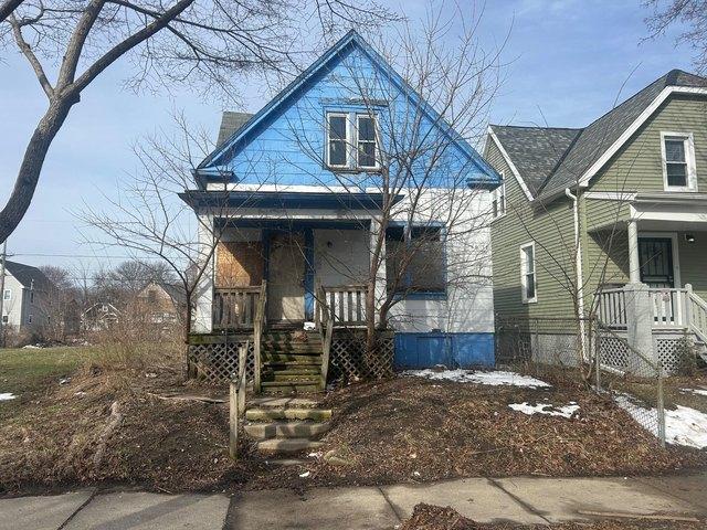 3047 N 22nd St, Milwaukee, WI 53206