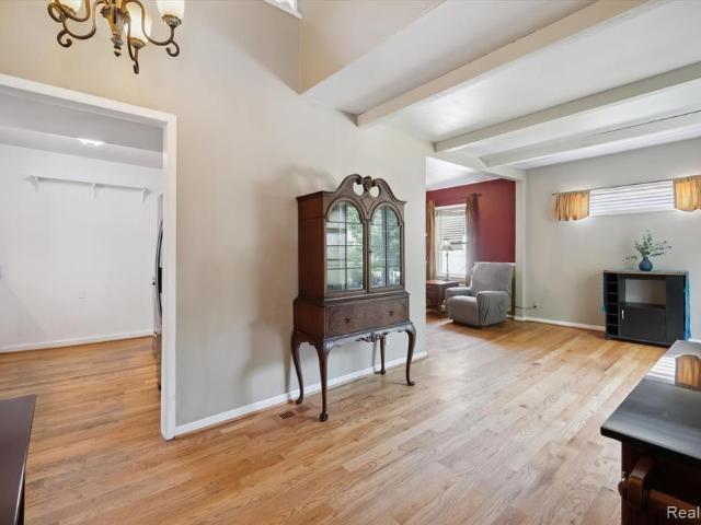 3047 Cumberland Road