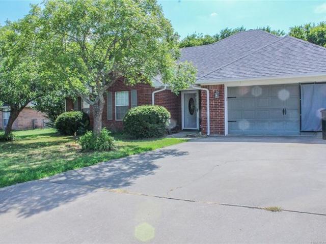 3047 Kande Ln, Durant, OK 74701